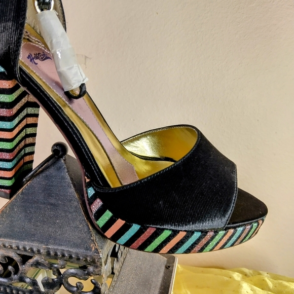 Hale Bob | Shoes | Hale Bob Platform Dorsay Silhouette Pumps Stripped ...